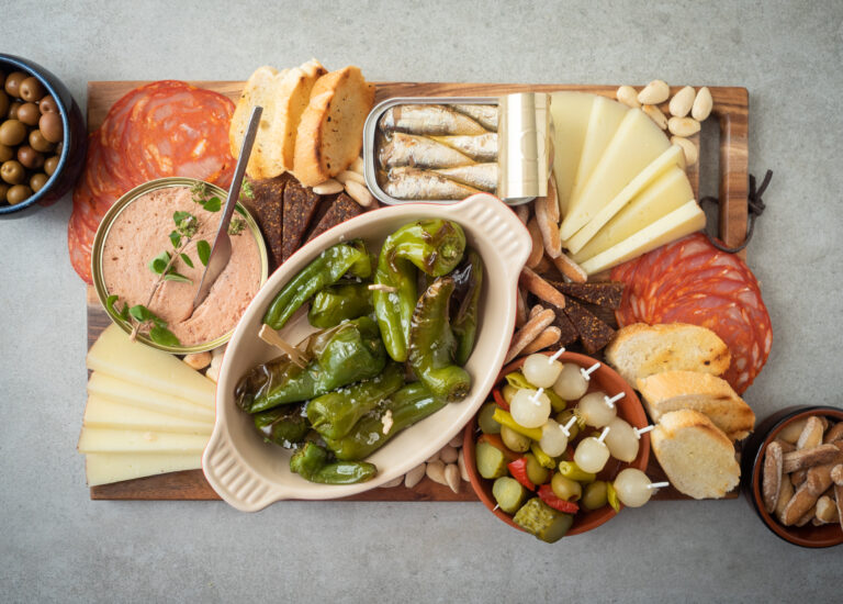 Een plank vol Spaanse tapas 🇪🇸 - Pimentón